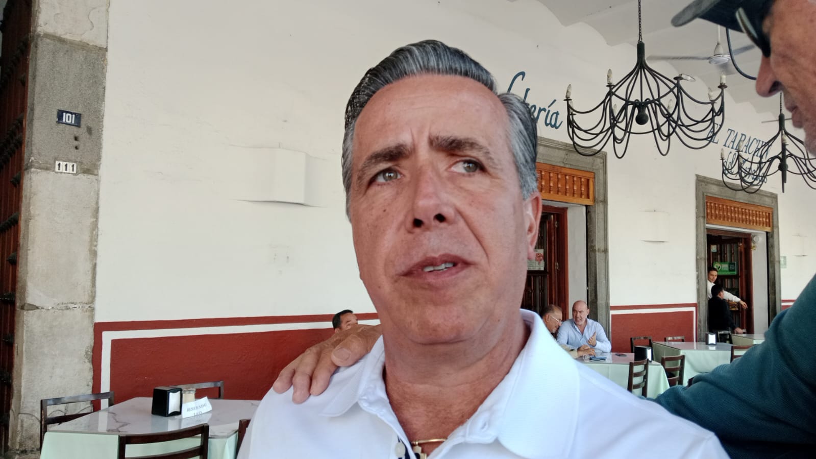 Me escaparé a las 7 de la mañana para ir a tu colonia: Manuel Alonso ...